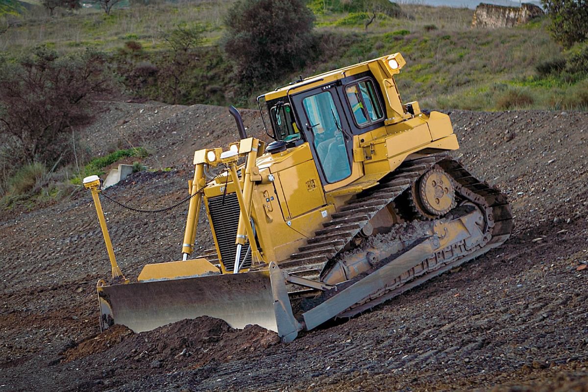 Repuestos para Bulldozer CATERPILLAR D6T